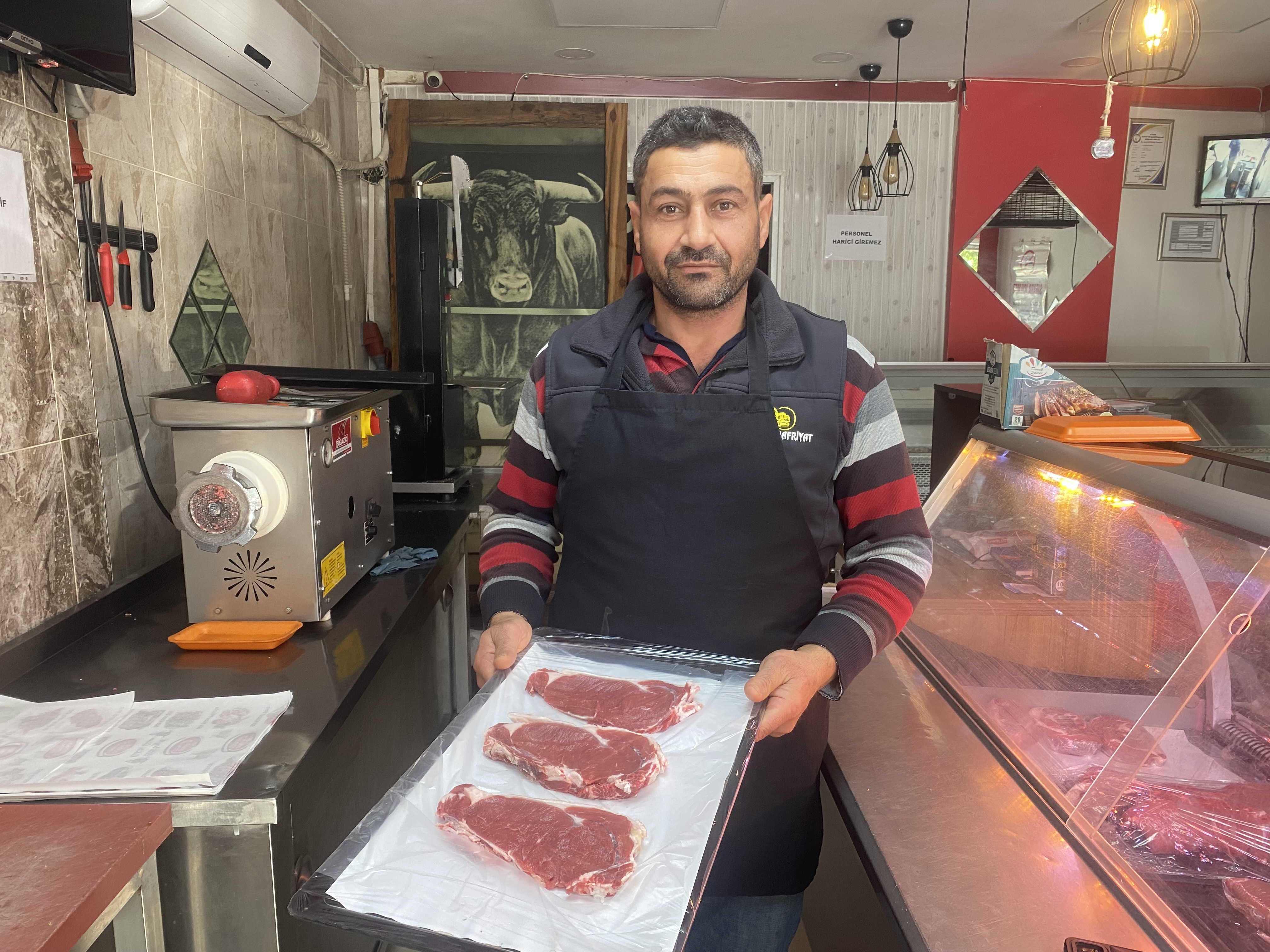 Aydın’da hayvan kesimine gelen zam reyonlara yansıdı